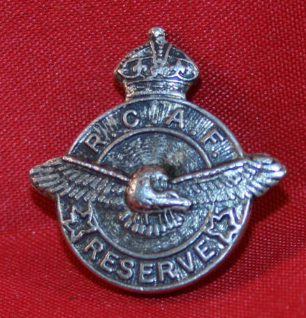 WW2 RCAF Reserve Pin Royal Canadian Air Force – Marway Militaria Inc ...