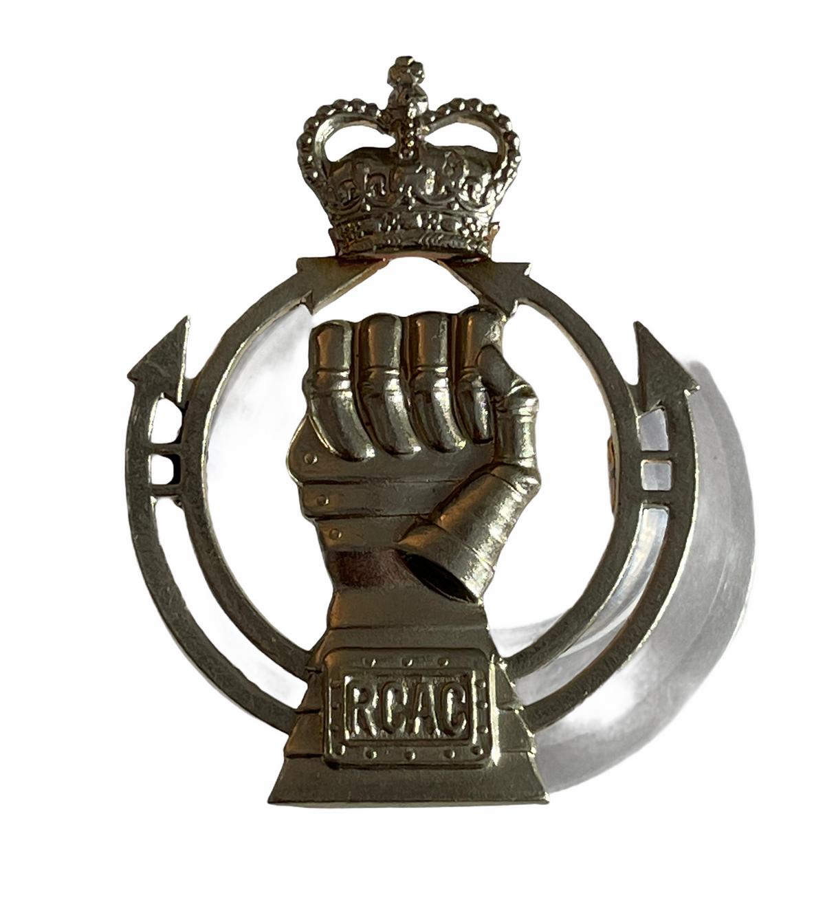 RCAC, Royal Canadian Armoured Corps Cap Badge – Marway Militaria Inc ...